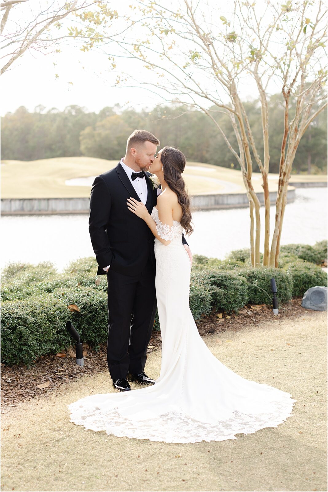 Elegant Jacksonville Wedding at St. Johns Golf & Country Club: Lexie ...